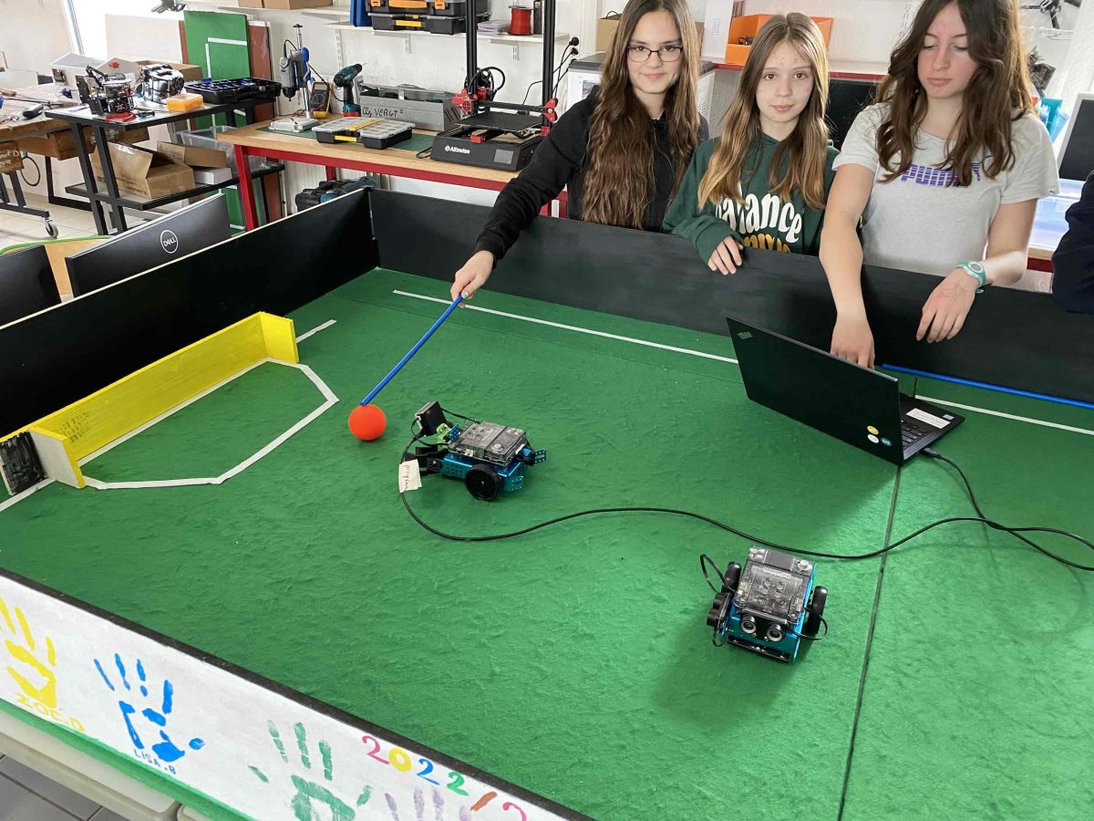 Les équipes robot24 pour la Robocup Junior 2023 – Robot24